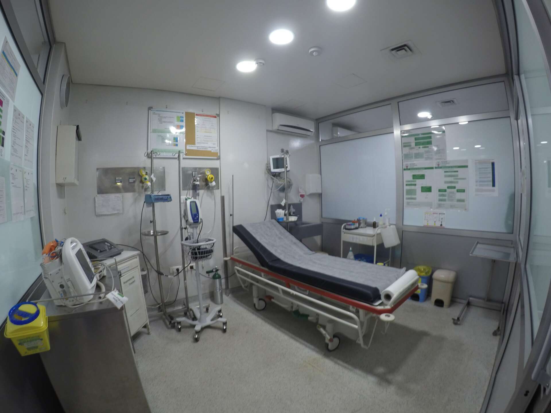 Al-Hayat hospital